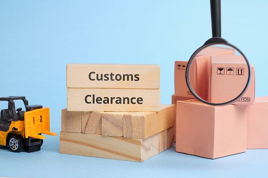 How much does U.S. customs clearance cost?